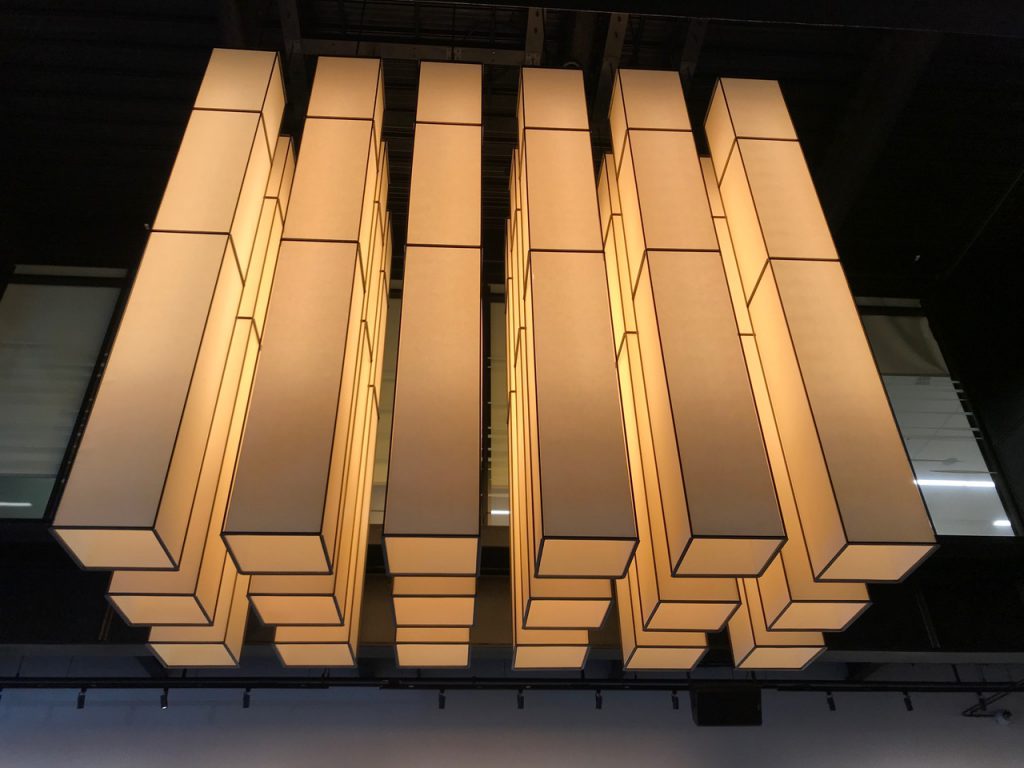 Towering Paper Lanterns – Resolute Online