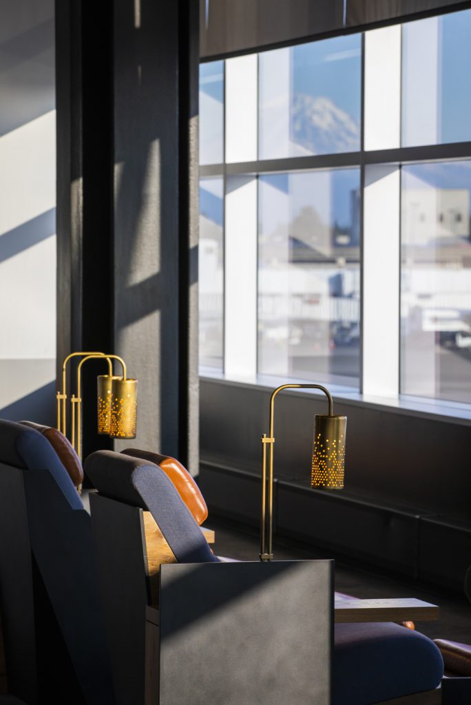 Task Light for Alaska Air Lounge – Resolute Online