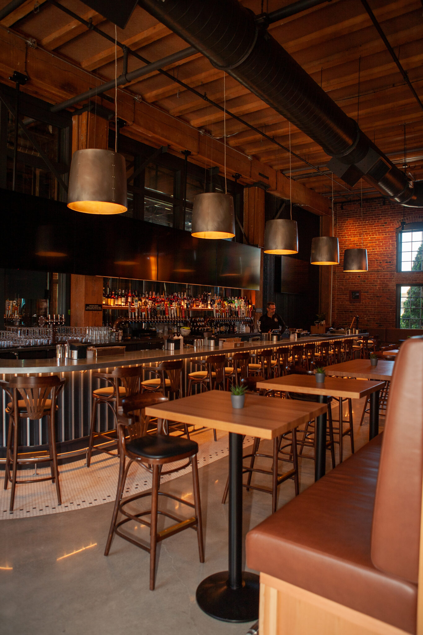 Resolute Online – Resolute Lighting